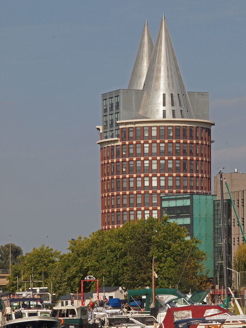 Natalini Toren - Architekturobjekte - heinze.de