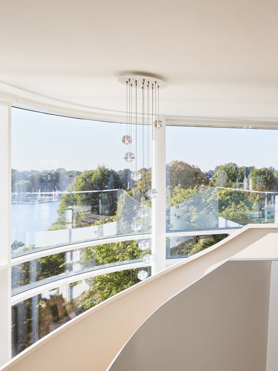 Die Weißen an der Alster - Bellevue - Architekturobjekte - heinze.de