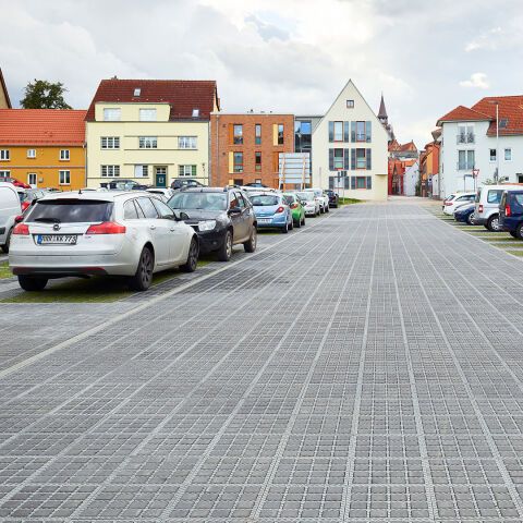 Verbundsteinpflaster - Alle Infos für die Planung - heinze.de