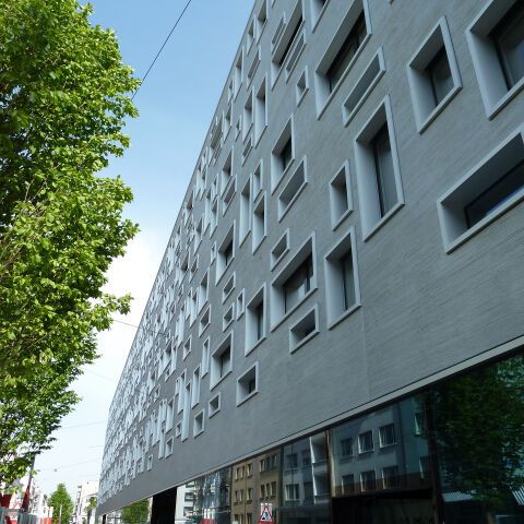 Ausschreibungstext | D131.de – Knauf Freitragende Decke unter ...