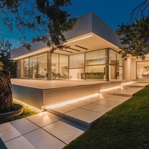 Portal für Bauprodukte, Firmenprofile und Architekturobjekte - heinze.de